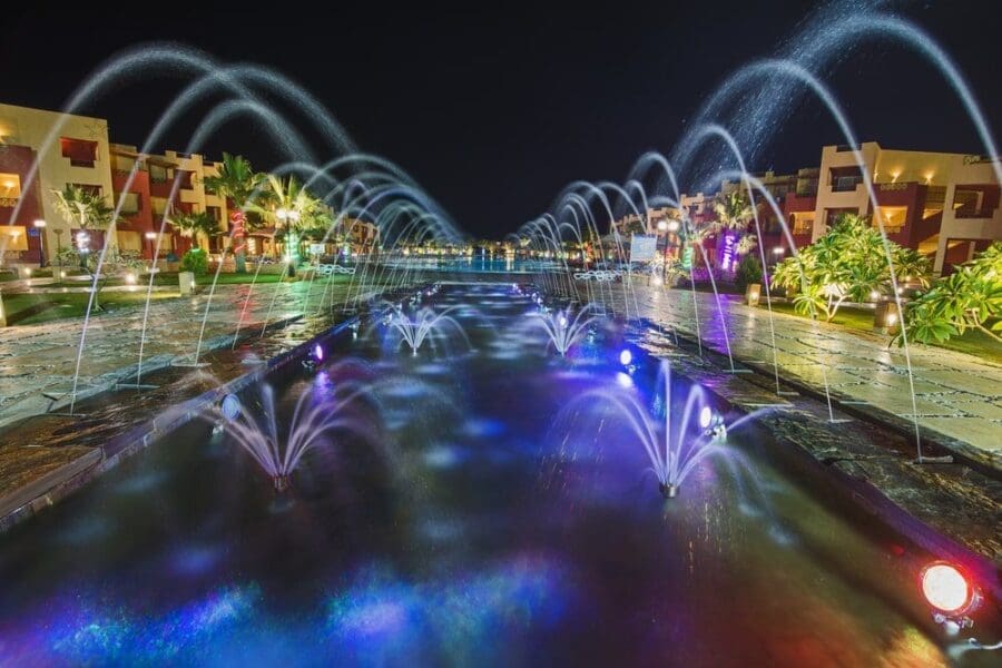 Tips For Pond And Water Feature Lighting | Night Vision Outdoors